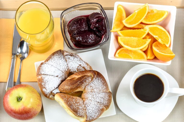 4 Main Types Of Breakfast In Hotels - Hoteliers