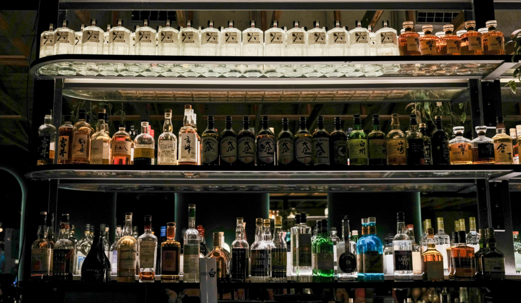Essential Bar Setup And Equipment - Hotels And Hoteliers